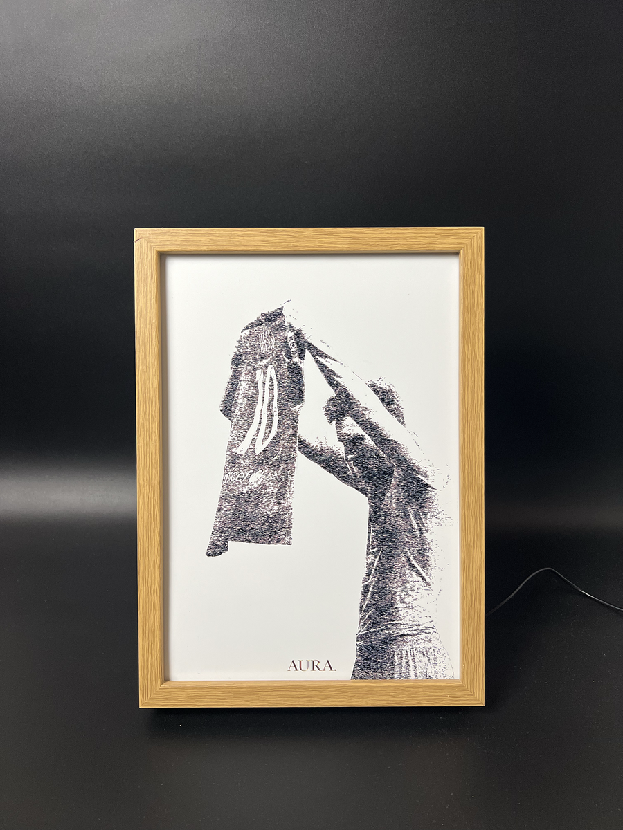 ALL FRAMES – AURA.